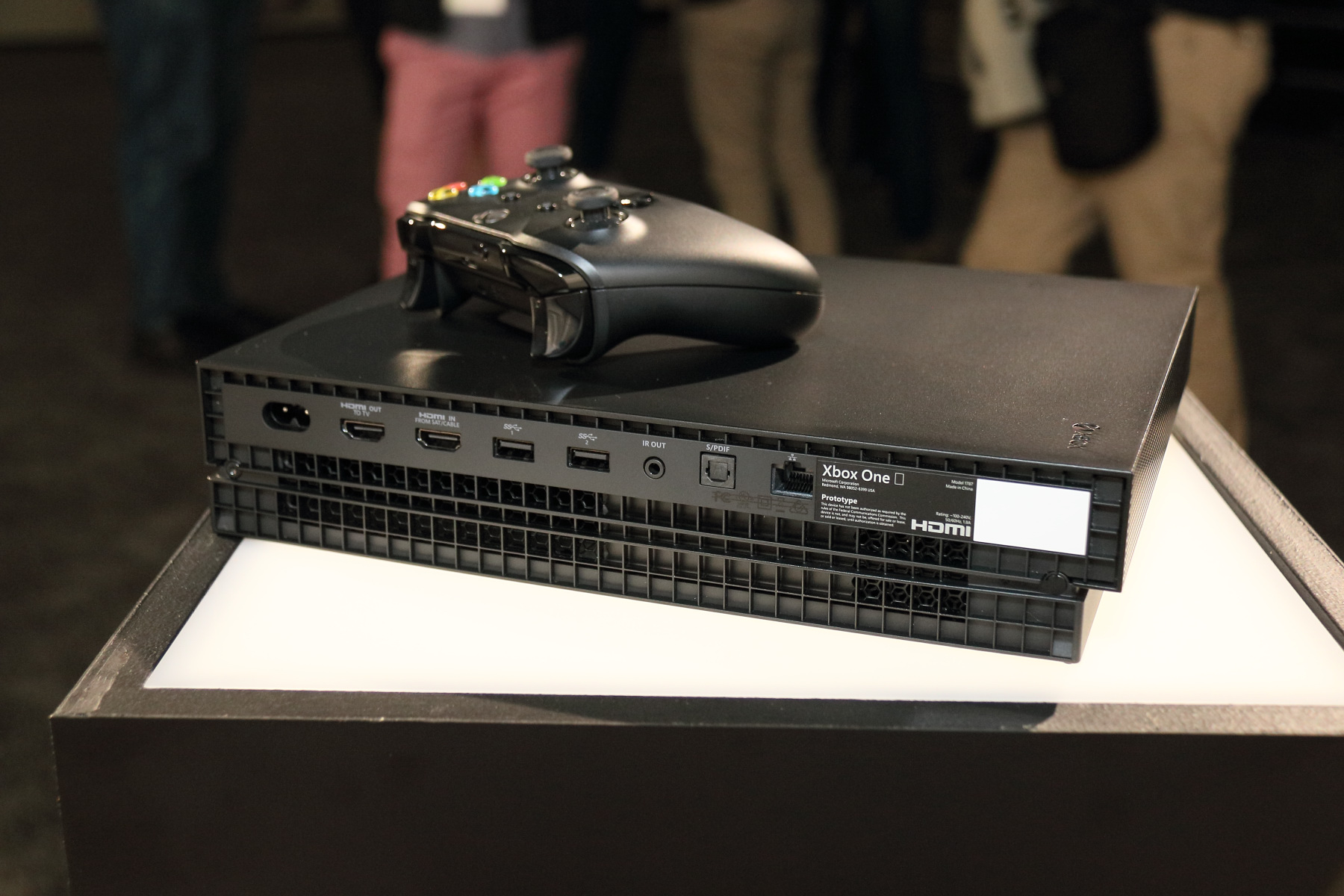 【E3 17】Xbox One X 展現 4K 超高畫質實力 結合 Window 10 打造無接縫遊戲體驗 - 巴哈姆特