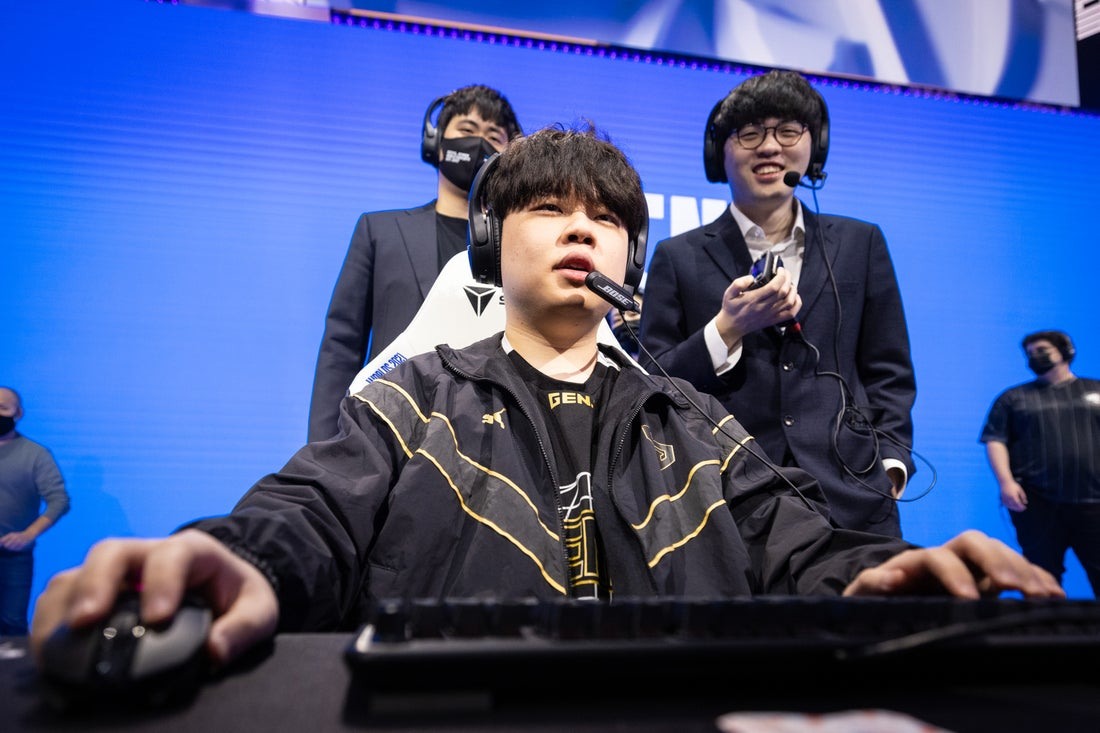 直落三擊潰 C9！《英雄聯盟》世界大賽 GEN 晉級四強將面對 EDG《League of Legends》 - 巴哈姆特