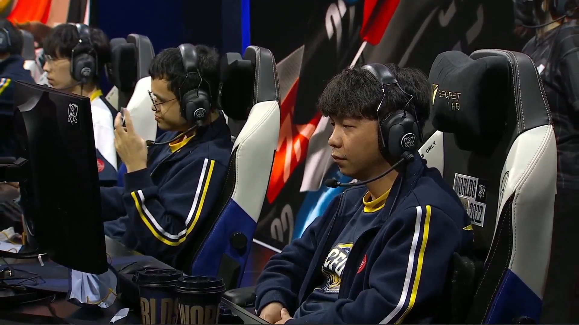 《英雄聯盟》世界大賽 CFO 不敵 RNG 明日將迎戰 LCK 第一種子 GEN《League of Legends》 - 巴哈姆特