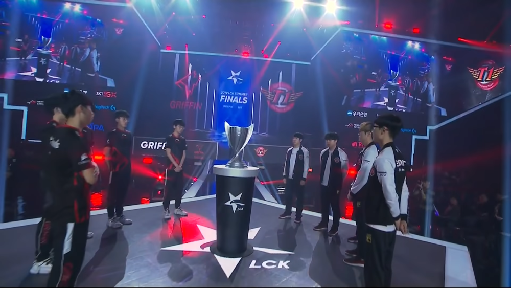 《英雄聯盟》2019 LCK 夏季總決賽 SKT 對 GRF 吸引全球 292 萬人觀看《League of Legends》 - 巴哈姆特