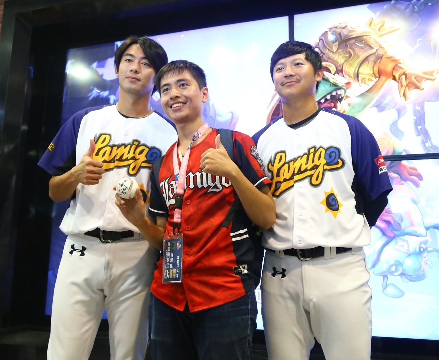 《爐石戰記》X Lamigo 桃猿隊、LamiGirls 主題日「猿」滿落幕 兩天吸引上萬球迷參與《Saviors of Uldum》 - 巴哈姆特