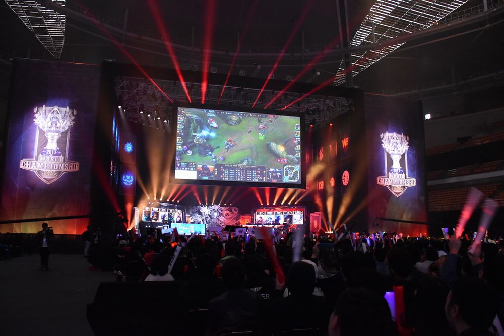 《英雄聯盟》A 組 SKT、C9 晉級八強 LMS 代表隊 AHQ 二勝四敗無緣晉級《League of Legends》 - 巴哈姆特