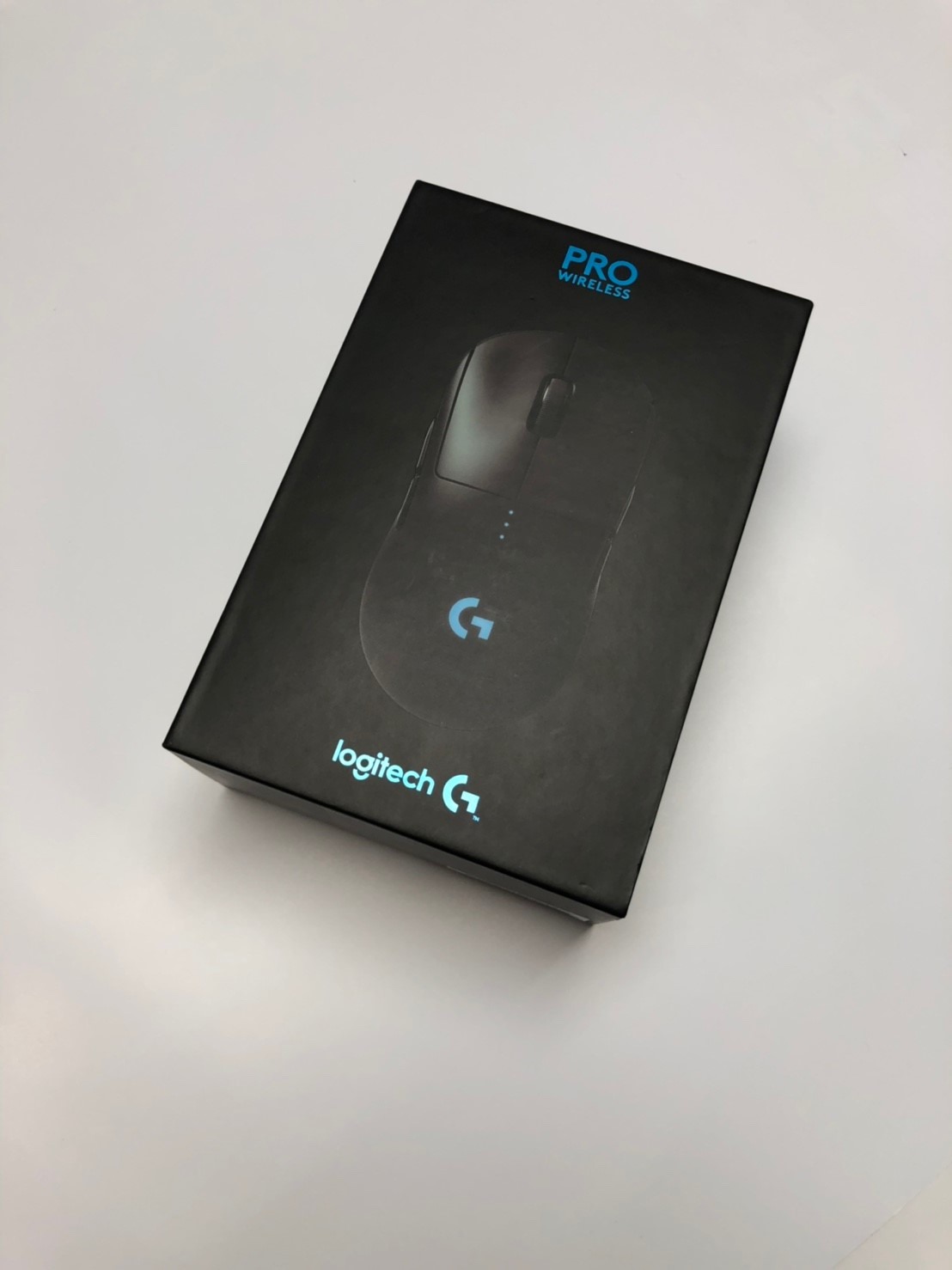 【開箱】Logitech G 系列 Logitech G PRO WIRELESS 無線電競滑鼠介紹 - 巴哈姆特