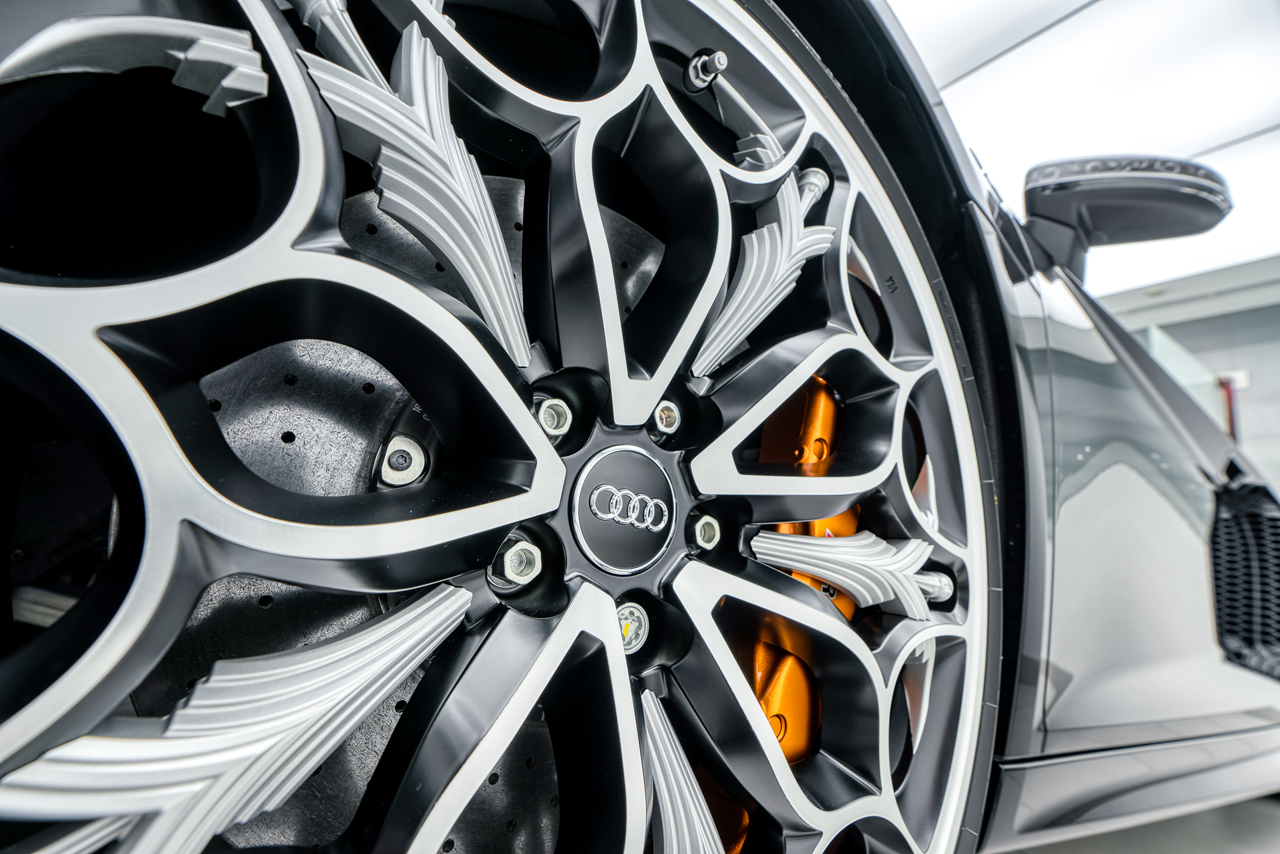 世界僅此一台的《FFXV》限量跑車「The Audi R8 Star of Lucis」明日開放競標《Kingsglaive Final ...