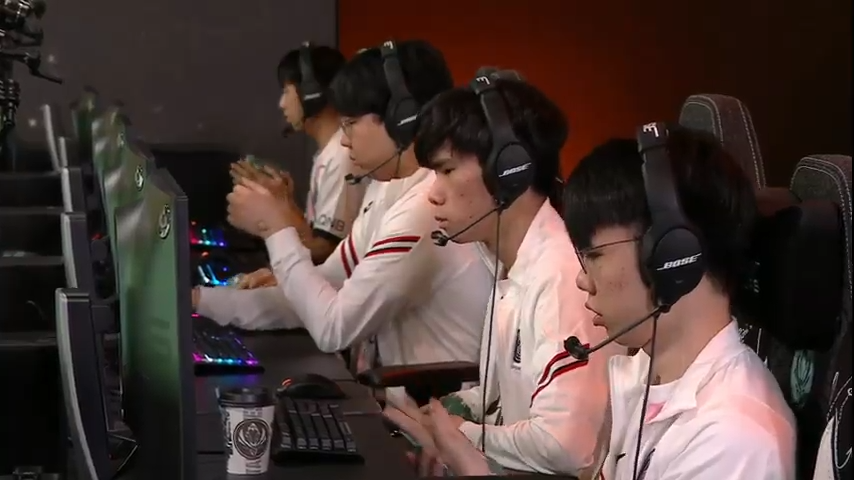 《英雄聯盟》季中邀請賽 G2、EG、RNG、PSG 晉級六強 釜山無人機燈光秀慶祝 MSI《League of Legends》 - 巴哈姆特