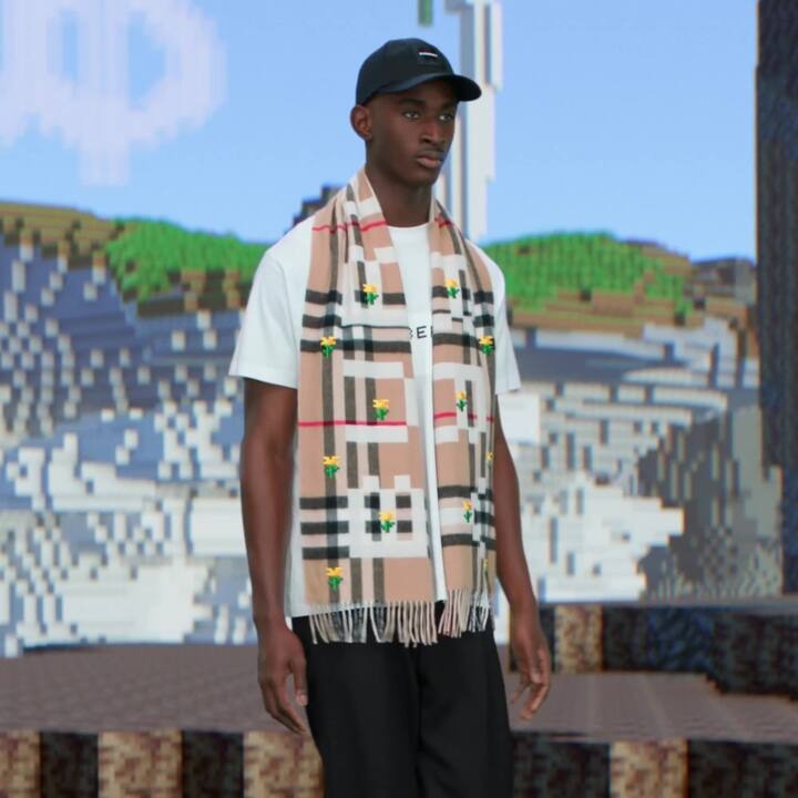 英國精品 Burberry 與《我的世界 Minecraft》今日啟動合作 公布聯名實體商品模樣《Minecraft》 - 巴哈姆特