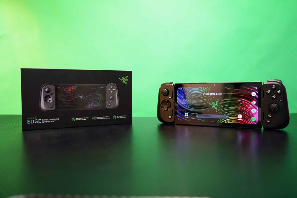 Razer 全新 Android 掌上型主機「Razer Edge」開箱報導 一窺包裝內容及實機樣貌 - 巴哈姆特