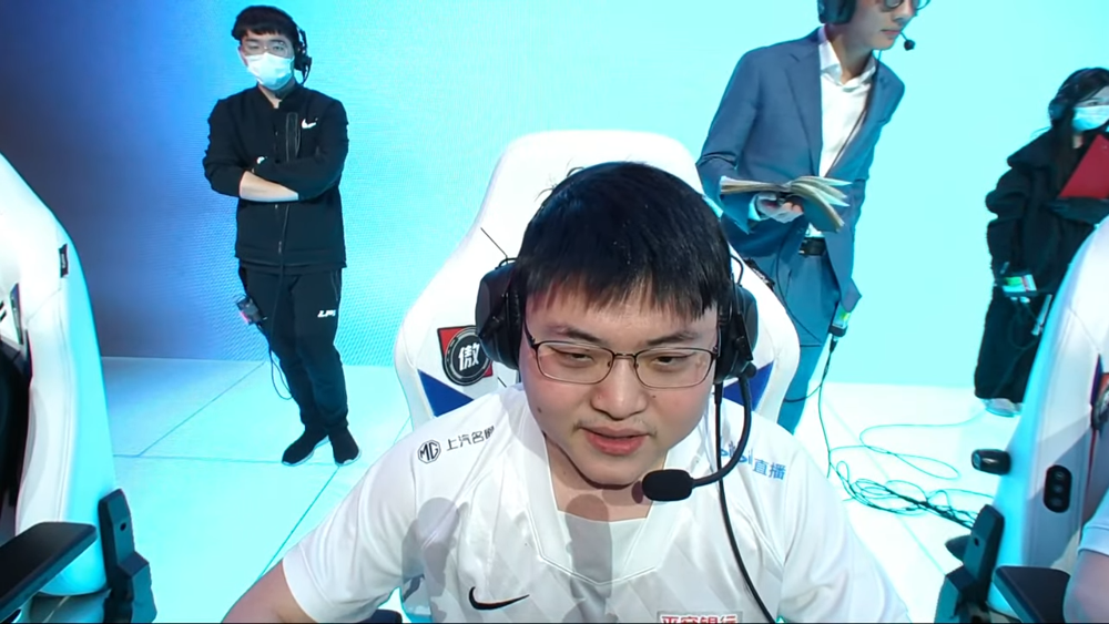 《英雄聯盟》世界知名 ADC 選手 Uzi 相隔 895 天復出重返 LPL 舞台《League of Legends》 - 巴哈姆特