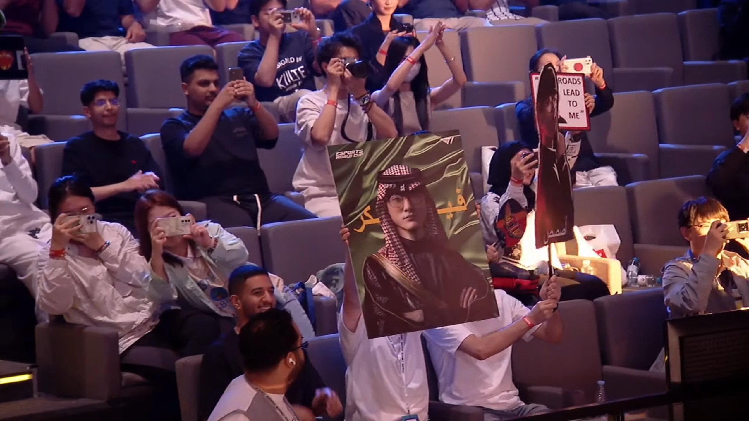 EWC 電競世界盃《英雄聯盟》賽事 T1、TES 晉級決賽 美歐戰隊 TL、G2 遭到淘汰《League of Legends》 - 巴哈姆特