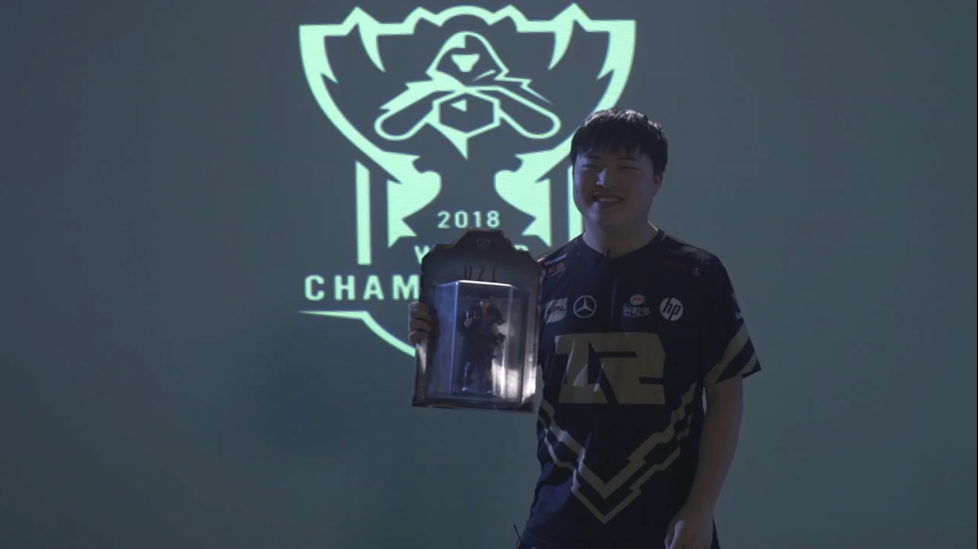 《英雄聯盟》曝光《英雄崛起 RISE》Faker 等選手模型 並公開 2018 世界大賽周邊商品《League of Legends》 - 巴哈姆特