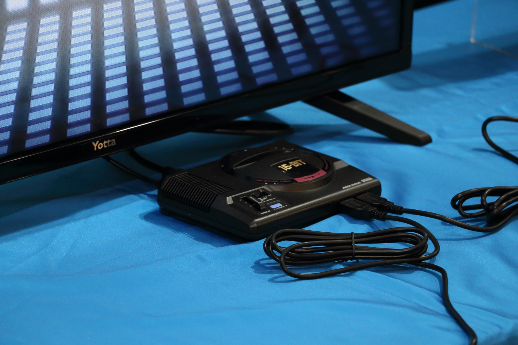 懷舊迷你主機「Mega Drive Mini」體驗活動週六台北地下街登場 吸引玩家重溫舊夢 - 巴哈姆特