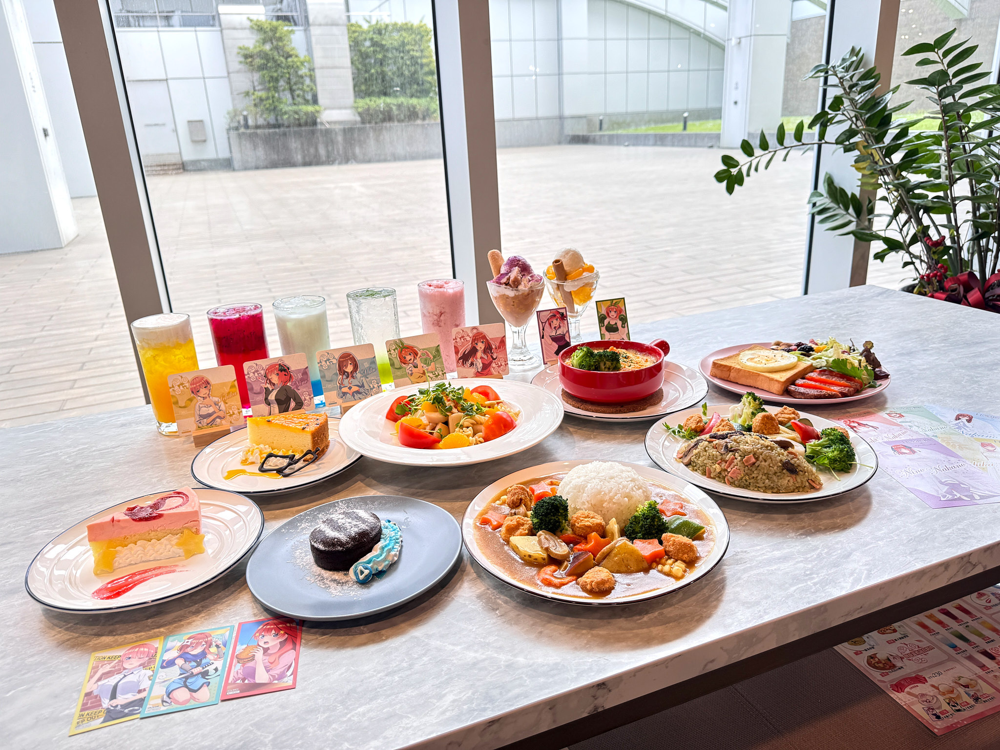 《劇場版 五等分的新娘》主題 Café 今日起於 MyAnime Café 正式展開《The Quintessential ...