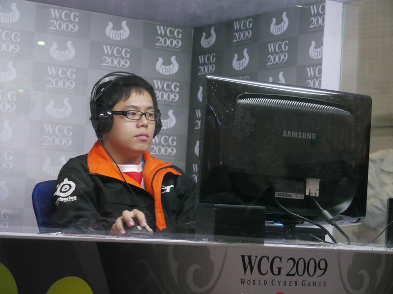 【WCG 09】林君達、楊家正順利晉級 劉祐辰明日挑戰《菁英賽車 4》 - 巴哈姆特