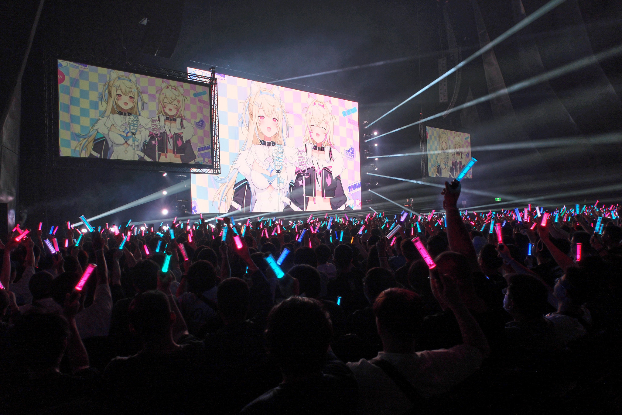 hololive Meet SUPER KARAOKE PARTY 熱鬧展開 Gura、Kobo 等人連番上陣嗨翻北流 - 巴哈姆特
