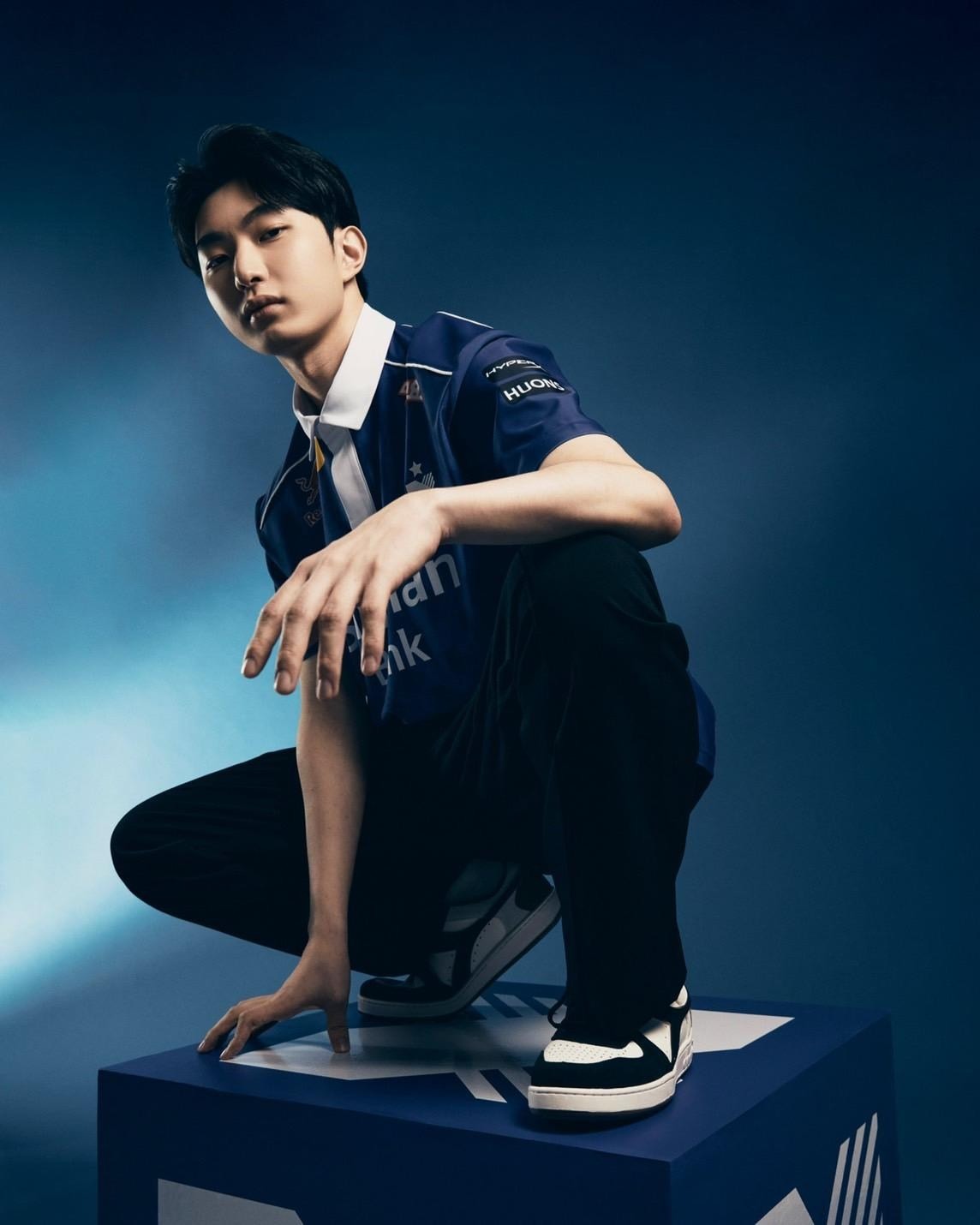 《英雄聯盟》LCK 戰隊 DRX、GEN.G、DK 公布新賽季戰袍 世界冠軍輔助 Beryl 超顯瘦！？《League of Legends》 - 巴哈姆特