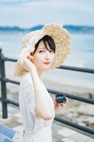 秋元康推出全新音樂與輕小說多媒體企劃《Bullets》MV 等情報公開《Bullets》 - 巴哈姆特