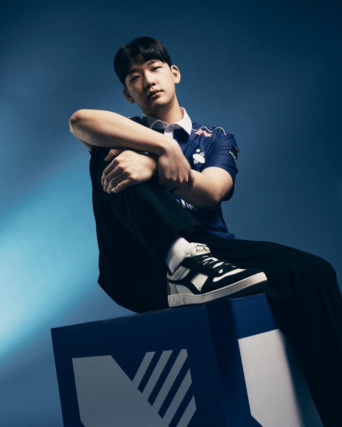 《英雄聯盟》LCK 戰隊 DRX、GEN.G、DK 公布新賽季戰袍 世界冠軍輔助 Beryl 超顯瘦！？《League of Legends ...