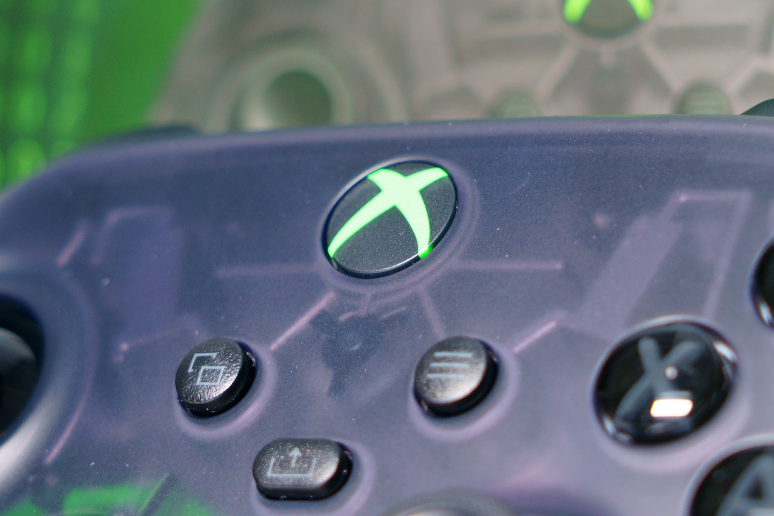 手把大廠最新力作！ Xbox 無線控制器 FH5 限量版與 20 周年特別版開箱 - 巴哈姆特