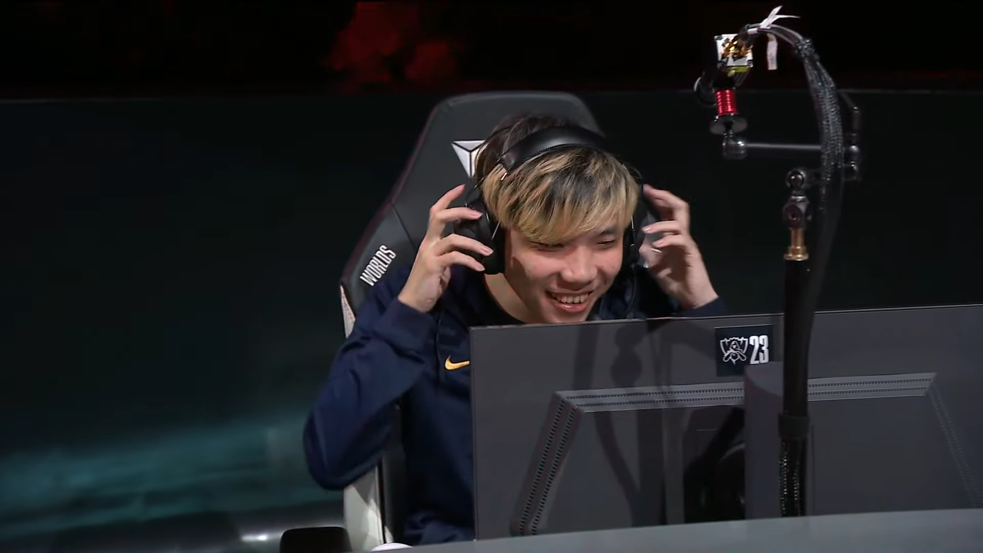 《英雄聯盟》2023 世界大賽入圍賽今開打 PSG 旗開得勝、直落二擊敗 R7《League of Legends》 - 巴哈姆特