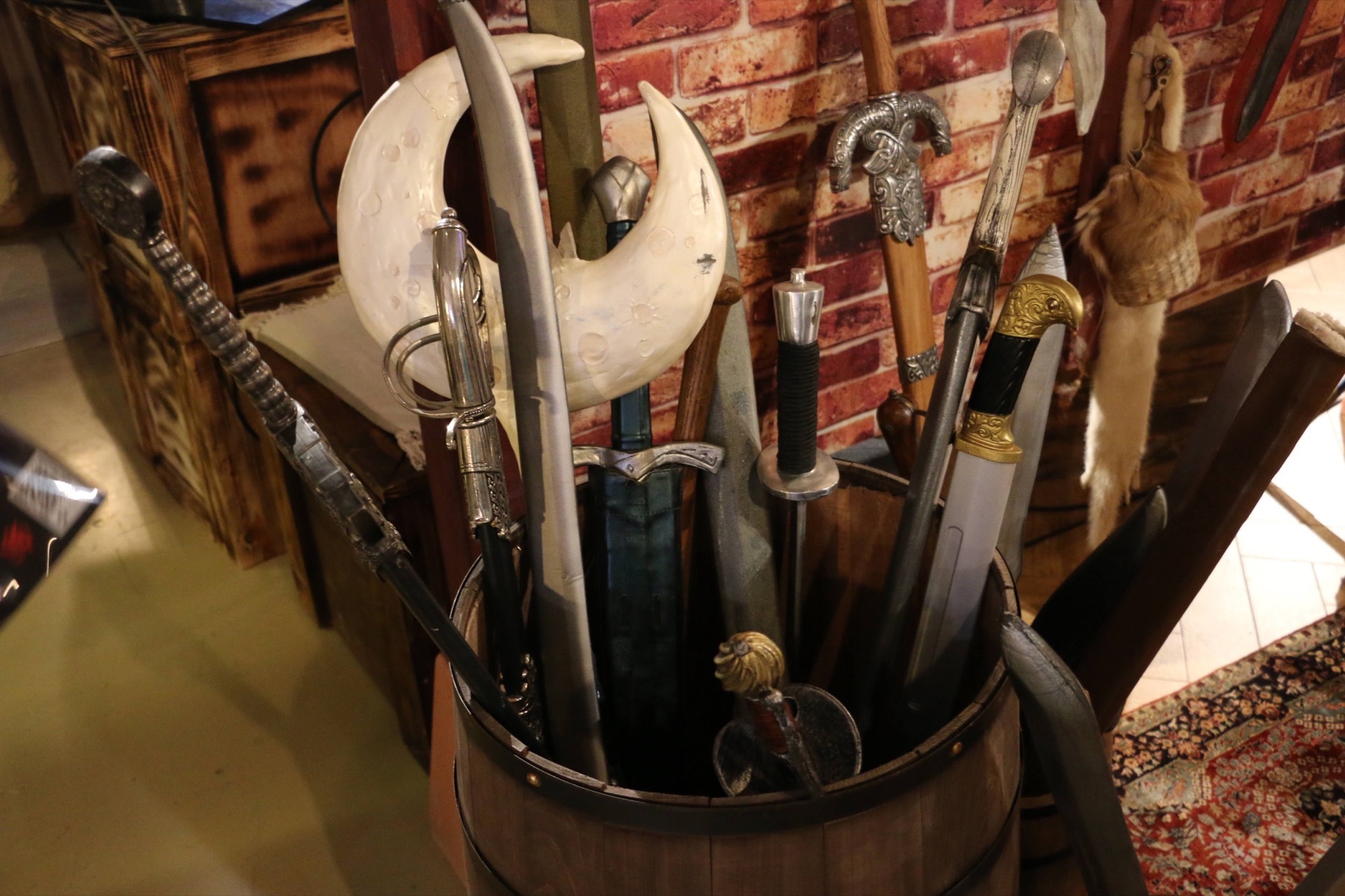 【BitS25】真人 NPC 專業互動！BitSummit「冒險者酒場」重現奇幻 RPG 世界 - 巴哈姆特