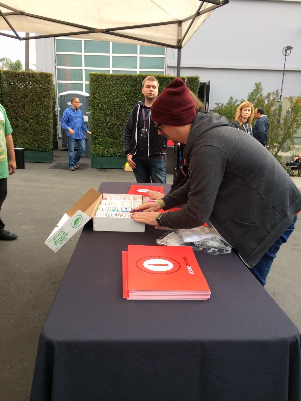 《英雄聯盟》全明星賽今日上午開打 洛杉磯 NA LCS Studio 比賽現場搶先預覽《League of Legends》 - 巴哈姆特