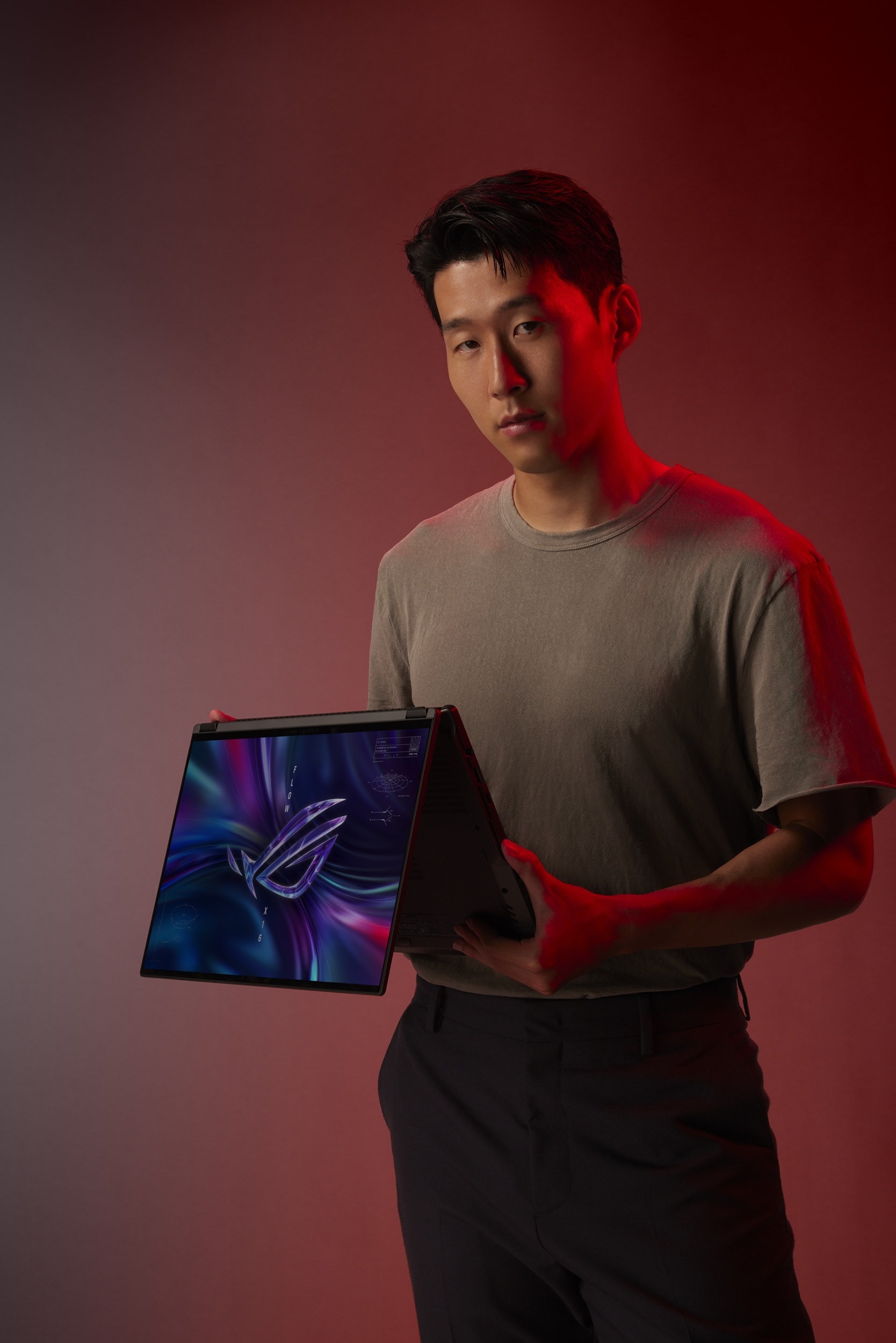 ROG 玩家共和國打造品牌影片「For Those Who Dare」 - 巴哈姆特