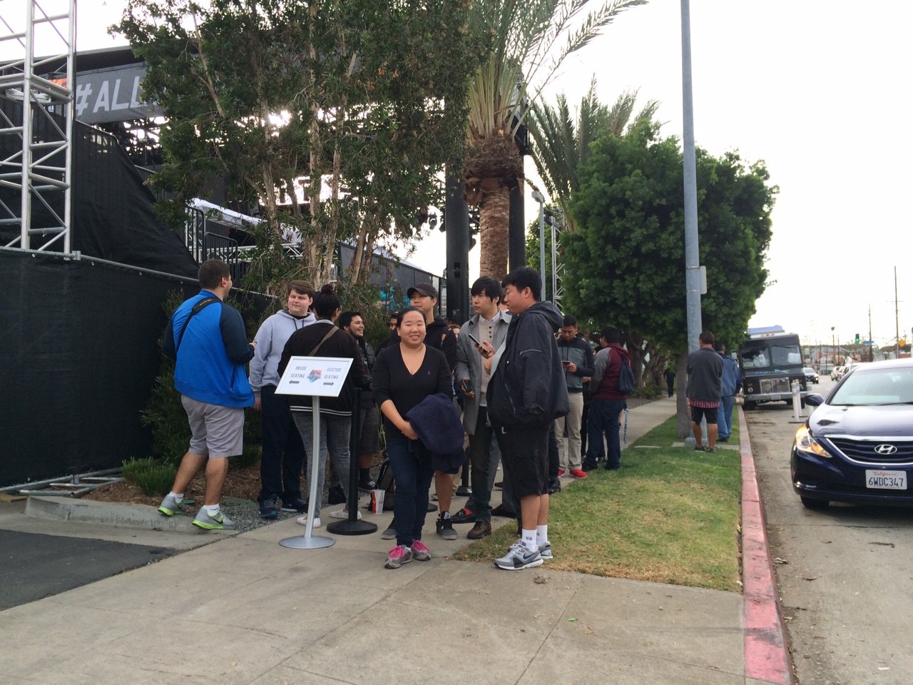 《英雄聯盟》全明星賽今日上午開打 洛杉磯 NA LCS Studio 比賽現場搶先預覽《League of Legends》 - 巴哈姆特