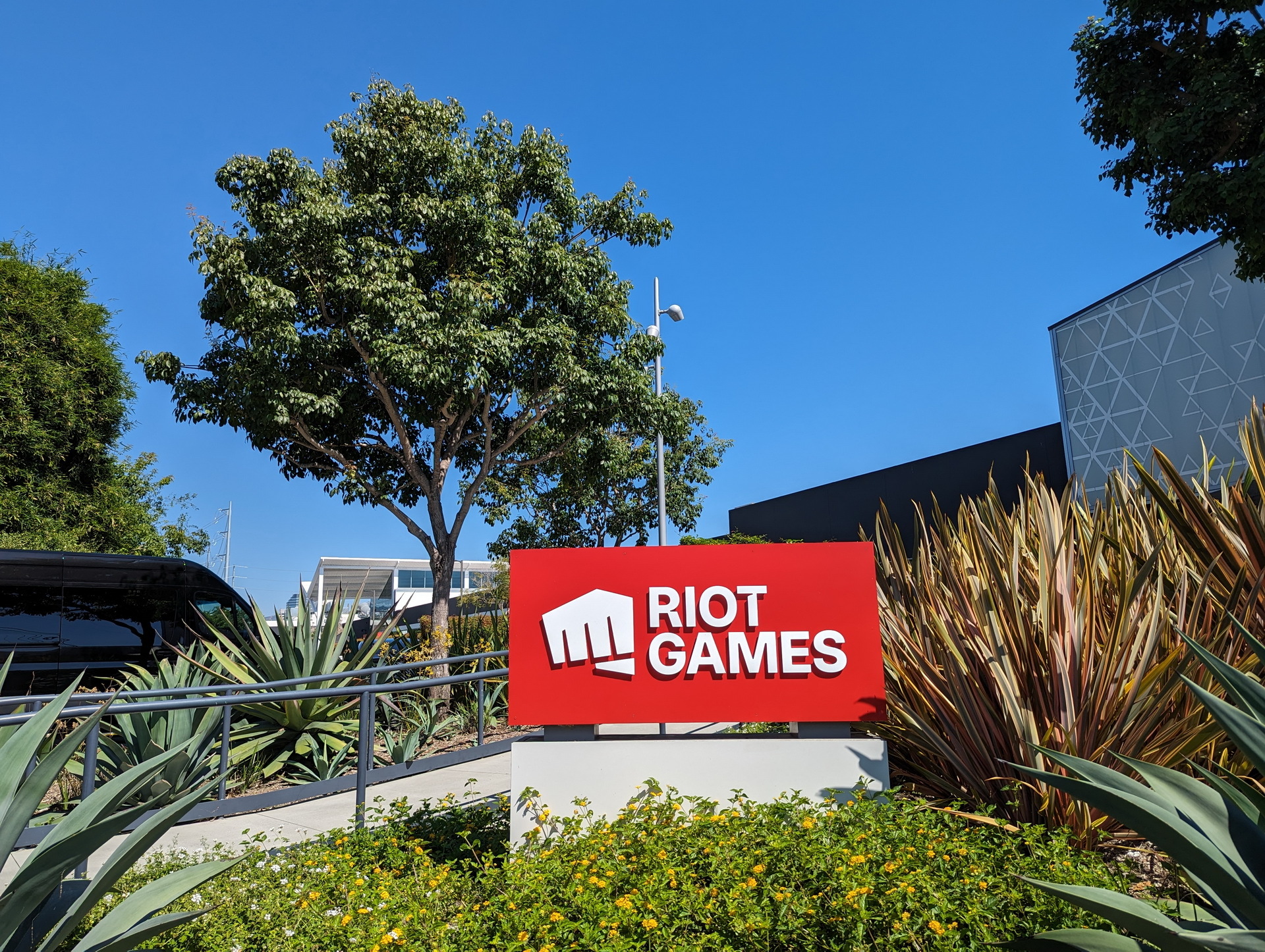 參訪《英雄聯盟》研發商 Riot 總部 從佈置感受團隊對玩家、遊戲的用心與熱情《VALORANT》 - 巴哈姆特