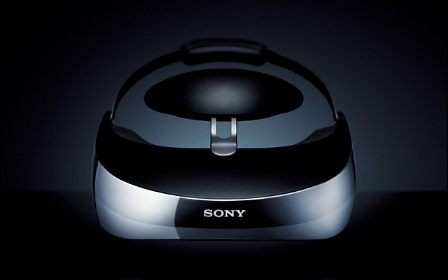 Sony 發表第 3 代 3D 頭戴式顯示器「HMZ-T3」改良設計追加無線傳輸款式 - 巴哈姆特