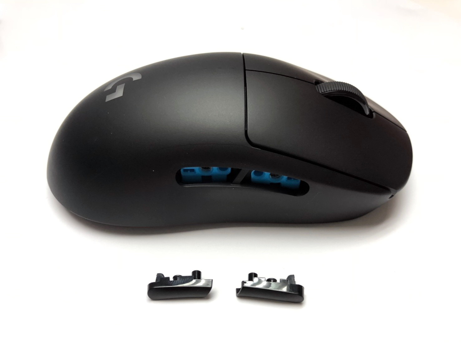 【開箱】Logitech G 系列 Logitech G PRO WIRELESS 無線電競滑鼠介紹 - 巴哈姆特