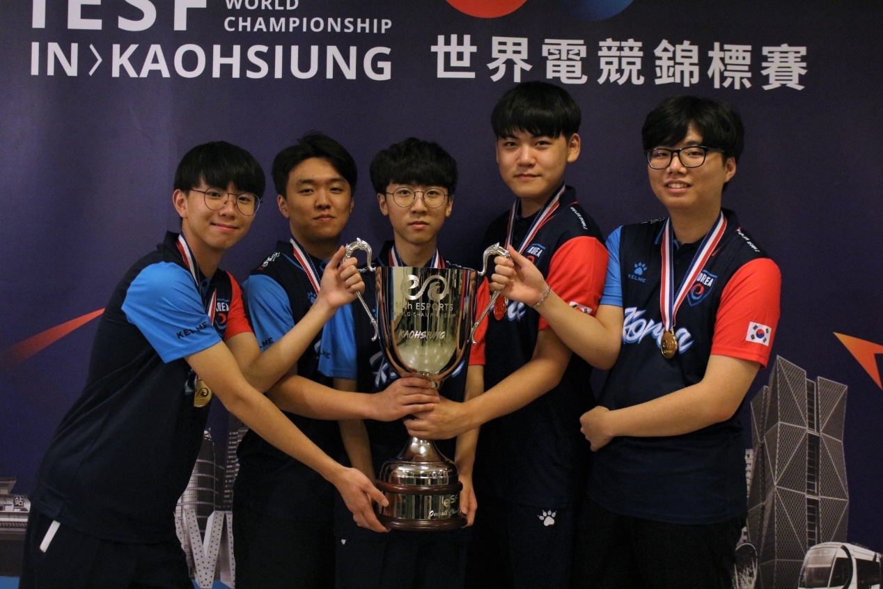2018 IESF《英雄聯盟》項目南韓隊十二連勝笑納冠軍 賽後認為台灣中路、打野印象深刻《League of Legends》 - 巴哈姆特