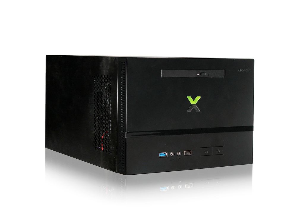 Valve 在 CES 公開多款 Steam Machine 遊戲主機 - 巴哈姆特