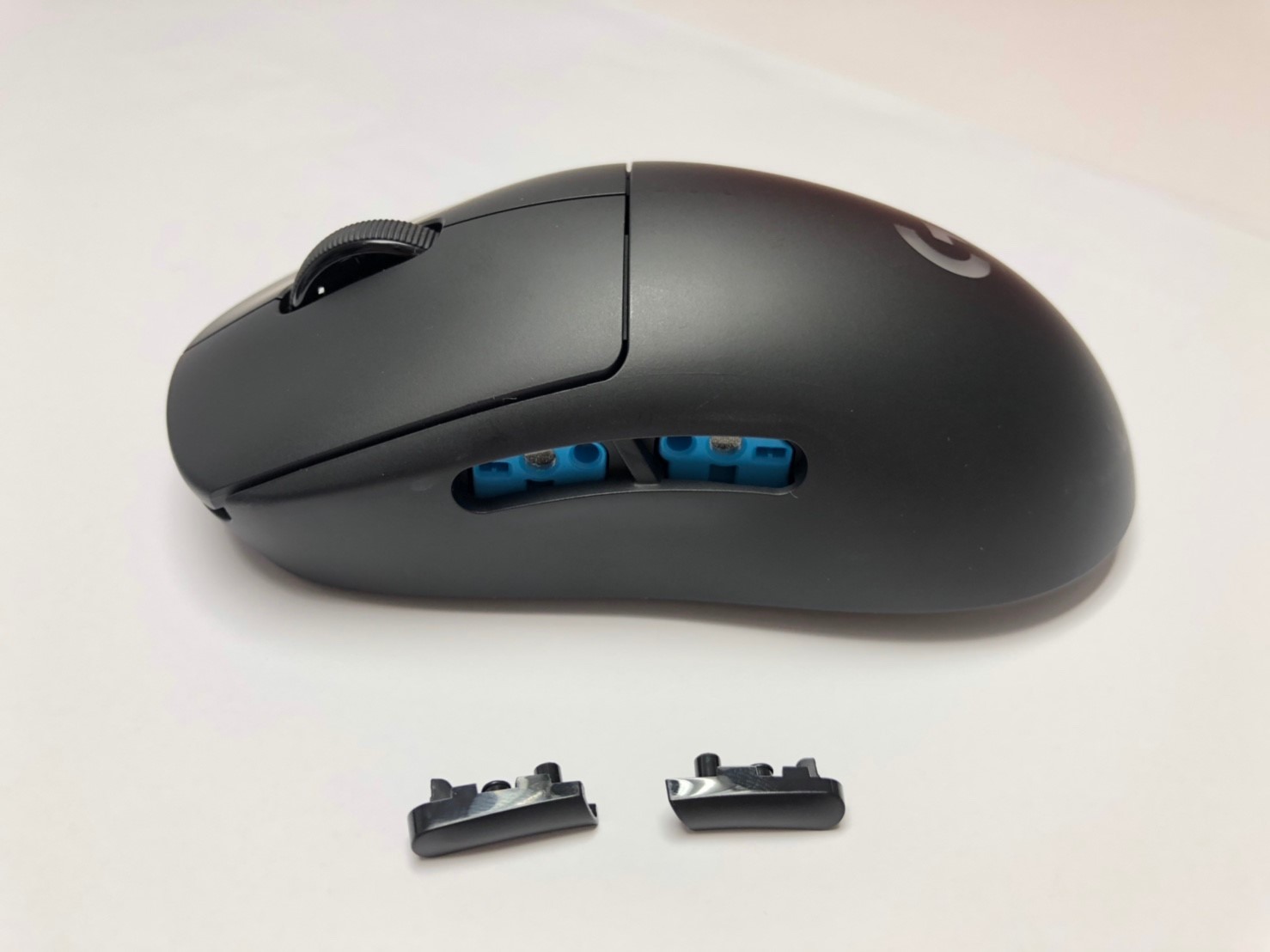 【開箱】Logitech G 系列 Logitech G PRO WIRELESS 無線電競滑鼠介紹 - 巴哈姆特
