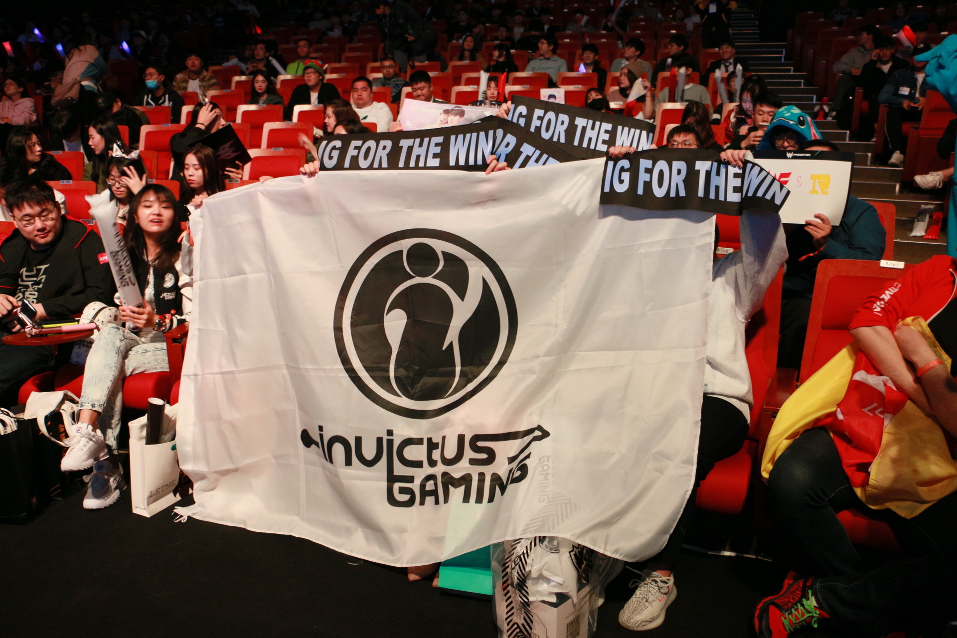 《英雄聯盟》2018 世界大賽小組賽第二天 隊伍 GRX 敗給 IG、GEN 不敵 RNG 吞第二敗《League of Legends》 - 巴哈姆特