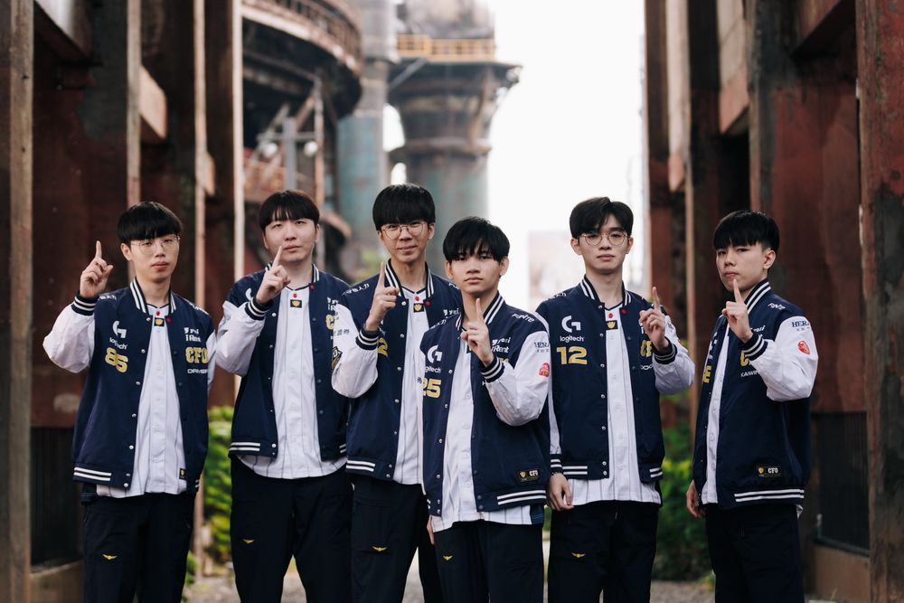 《英雄聯盟》世界大賽 CFO、TES、T1 挺進八強 CFO 29 日八強賽將出戰 KT《League of Legends》 - 巴哈姆特