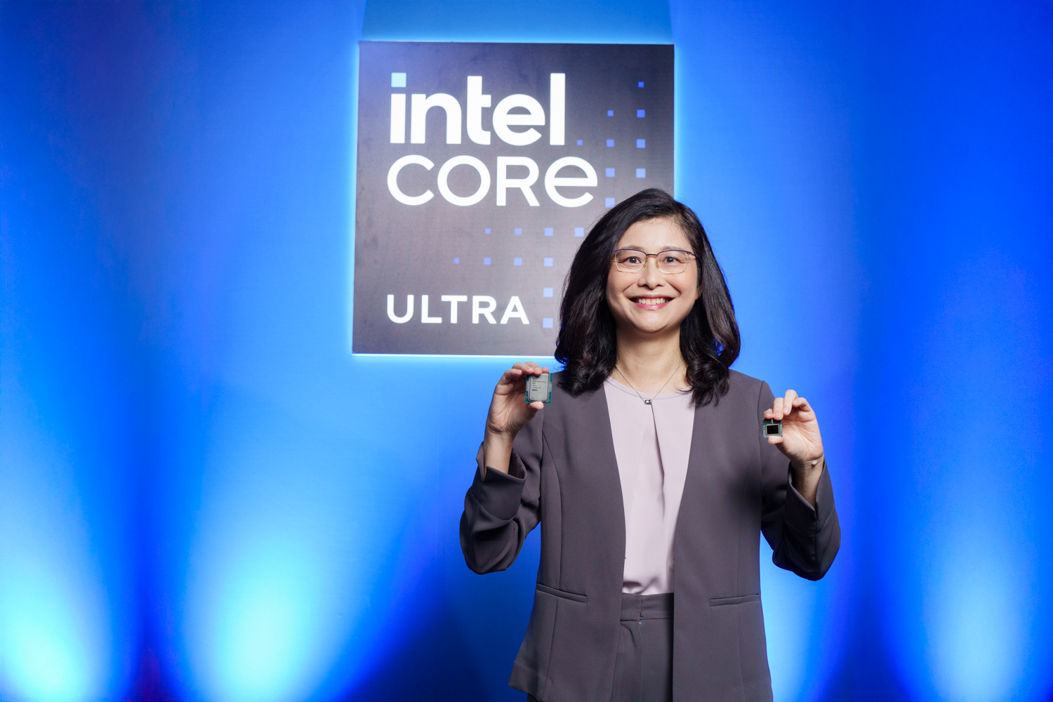 英特爾新一代 Intel Core Ultra 200V / 200S 系列處理器與最新 AI PC 在台亮相 - 巴哈姆特