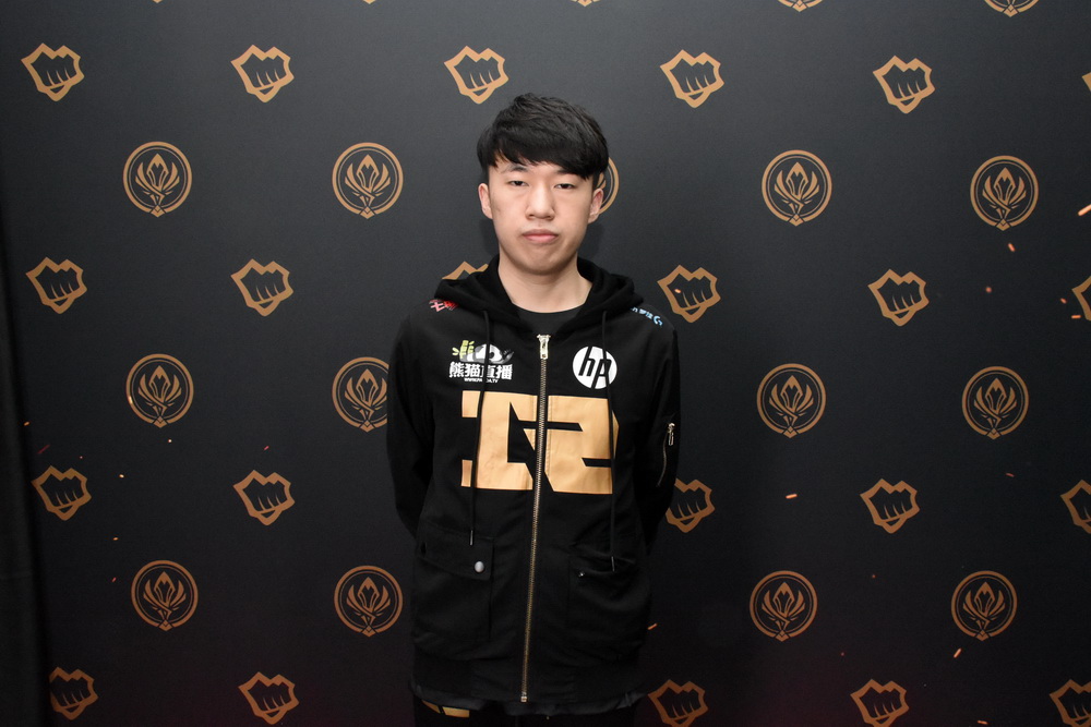 《英雄聯盟》RNG 中路選手 Xiaohu 談閃電狼小組賽表現：基本功夫做得特別好《League of Legends》 - 巴哈姆特