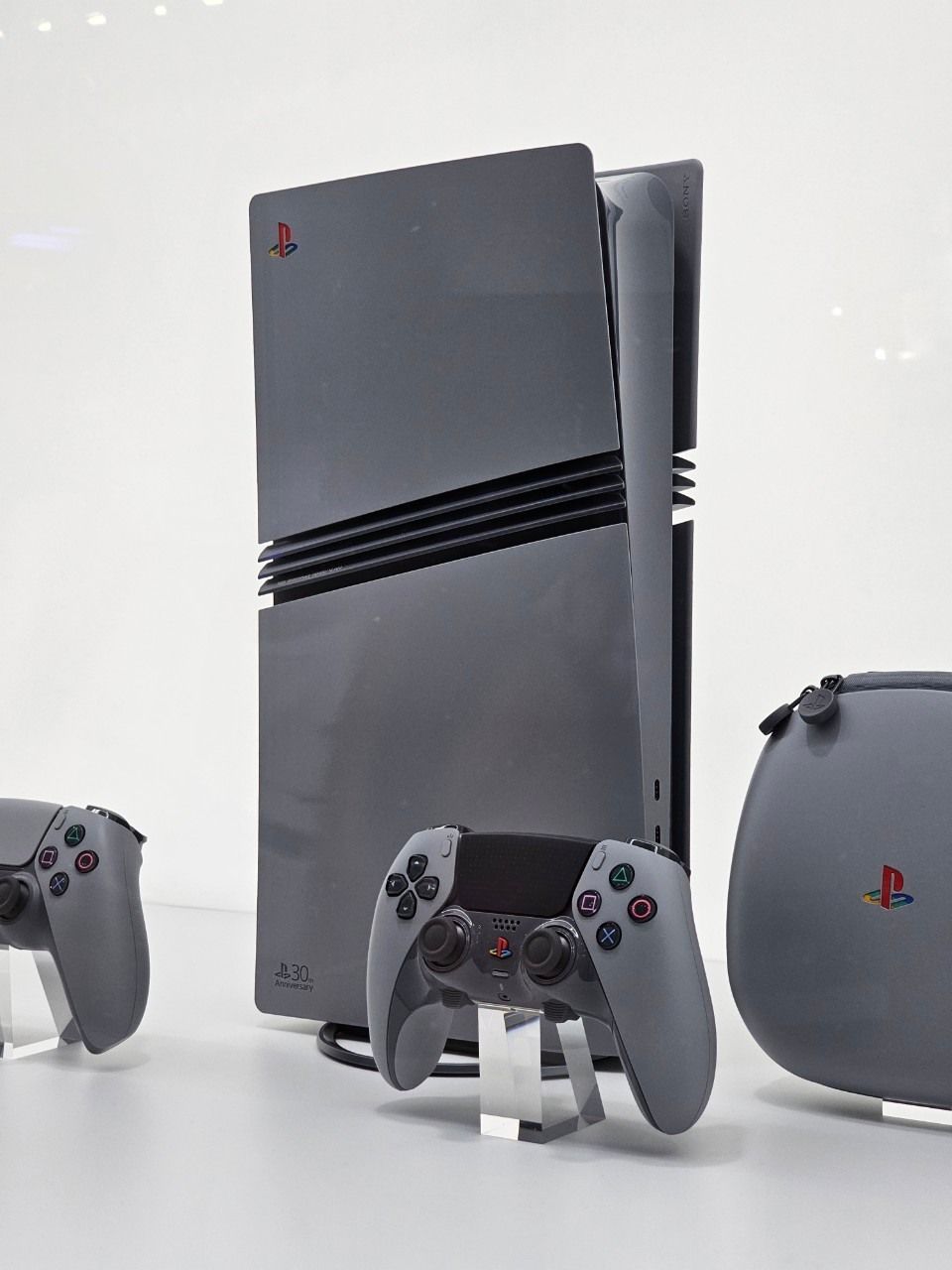【TGS 24】東京電玩展一手直擊 PS5 Pro 與 30 周年紀念限量 PS5 Pro 首度公開亮相 - 巴哈姆特