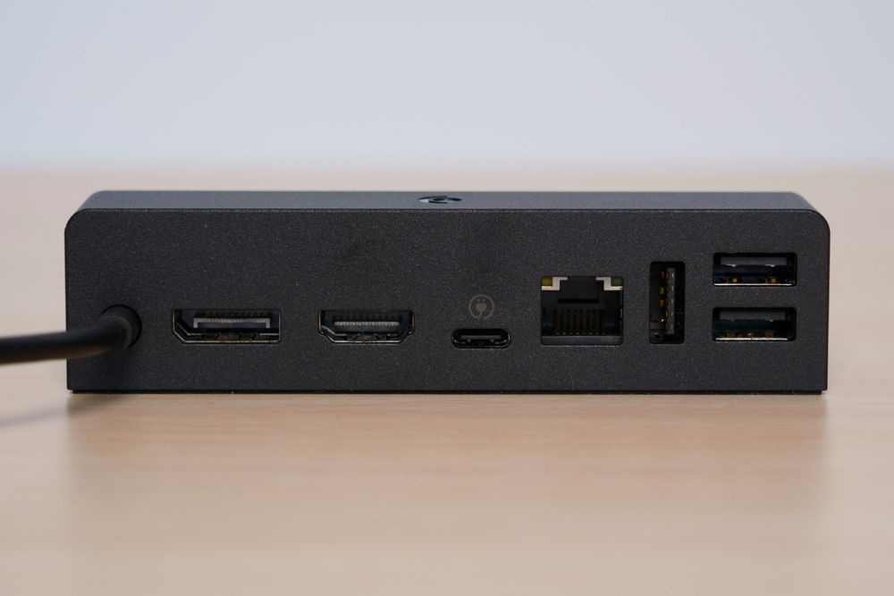 Steam Deck 官方擴充周邊「Docking Station」一手開箱報導 提供更多樣化遊玩方式 - 巴哈姆特