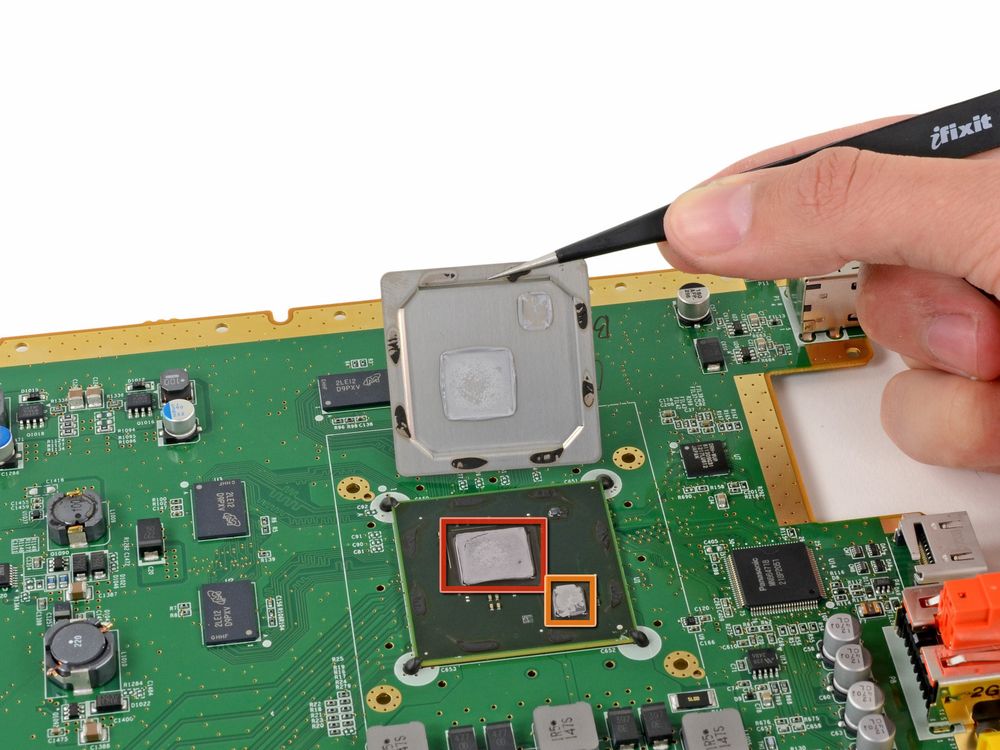 知名硬體拆解網站 iFixit 公布 Wii U 主機拆解流程 一窺新主機內部組成構造 - 巴哈姆特