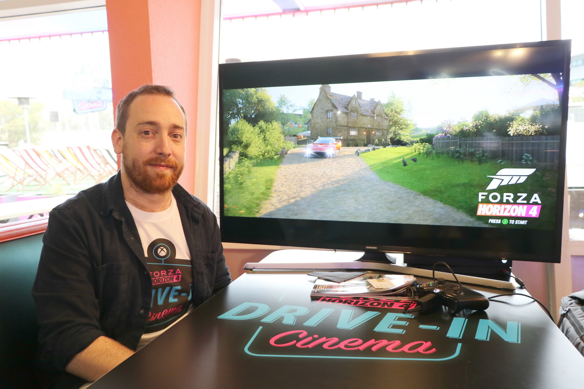 台灣獨家 《極限競速：地平線 4》藝術總監談開發理念與秘辛 植物參考資料放到發霉？！《Forza Horizon 4》 - 巴哈姆特