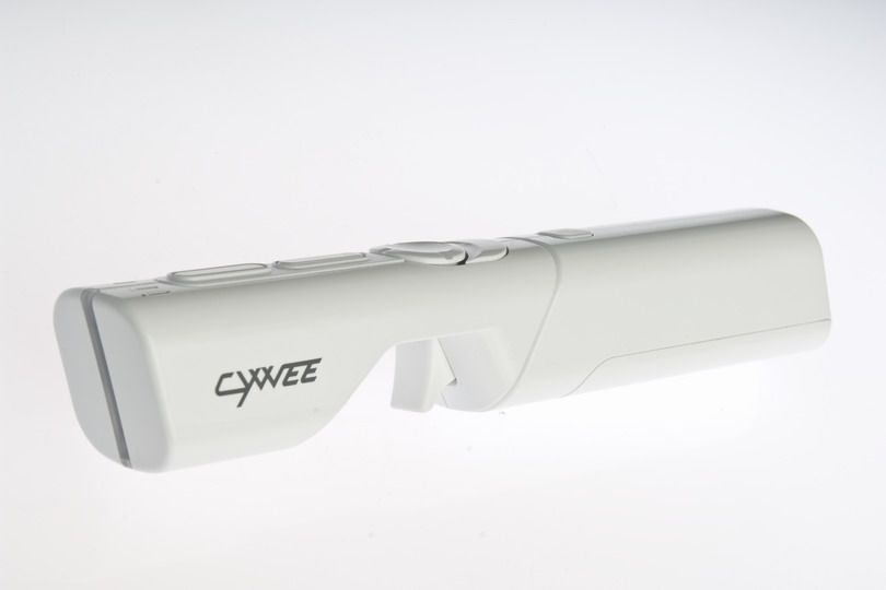 融合體感與變形嶄新設計 專訪 CyWee Z 控制器研發推手劉順男博士 - 巴哈姆特