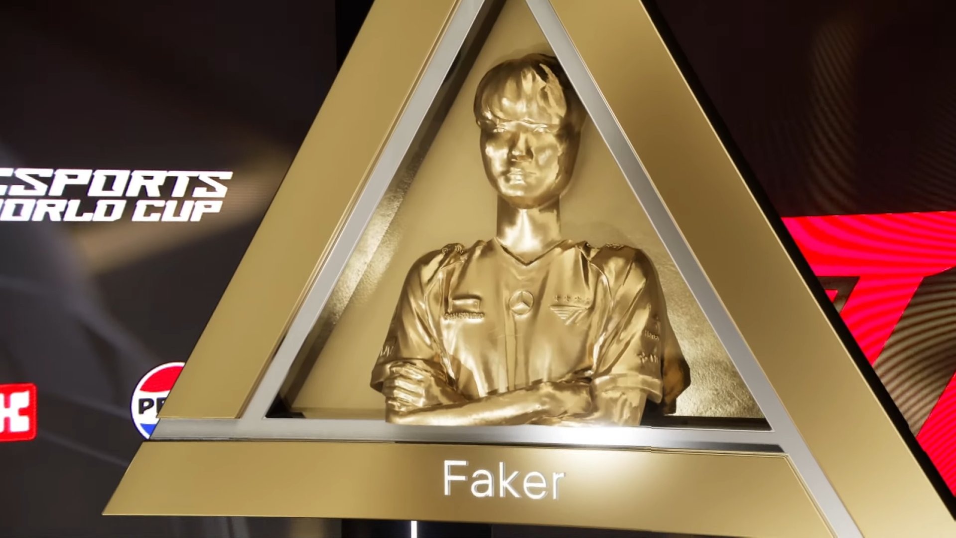 T1 奪得 EWC 電競世界盃《英雄聯盟》首屆冠軍 Faker 拿下 MVP《League of Legends》 - 巴哈姆特