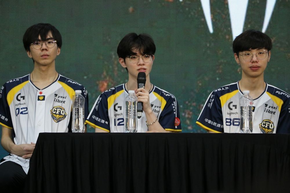 《英雄聯盟》LCP 決賽賽後 CFO 媒體聯訪 Chawy 教練表示「三個冠軍超乎想像，HongQ 成長幅度大」《League of ...