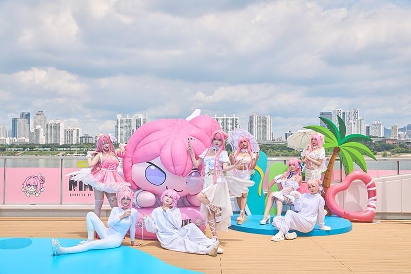 《勝利女神：妮姬》Dorofamily Summer Tour 首爾場照片報導 超巨大 DORO 登陸漢江《Goddess of ...