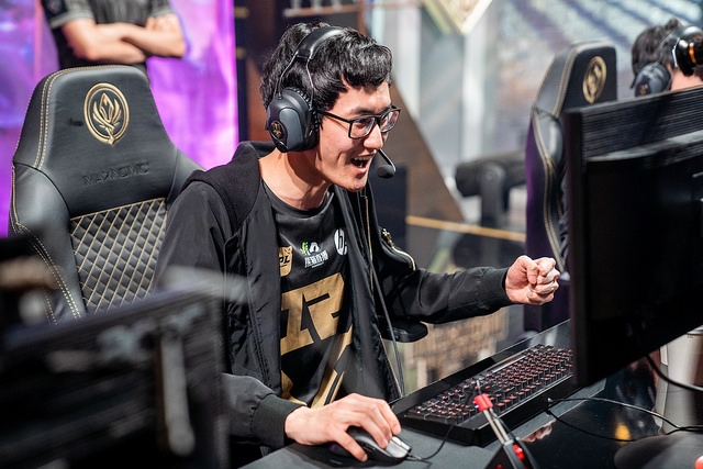 談《英雄聯盟》季中小組賽初登場 Karsa ：希望能和閃電狼在決賽相遇《League of Legends》 - 巴哈姆特