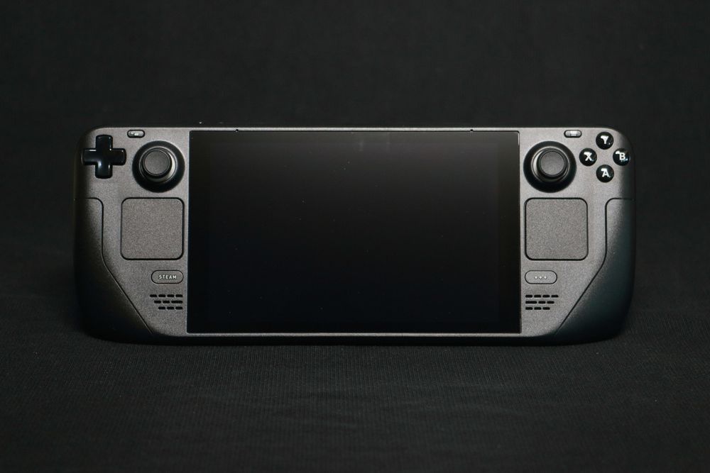 最強掌機 Steam Deck 一手開箱報導與研發團隊訪談 集結 Valve 研發能量創造隨身遊玩樂趣 - 巴哈姆特