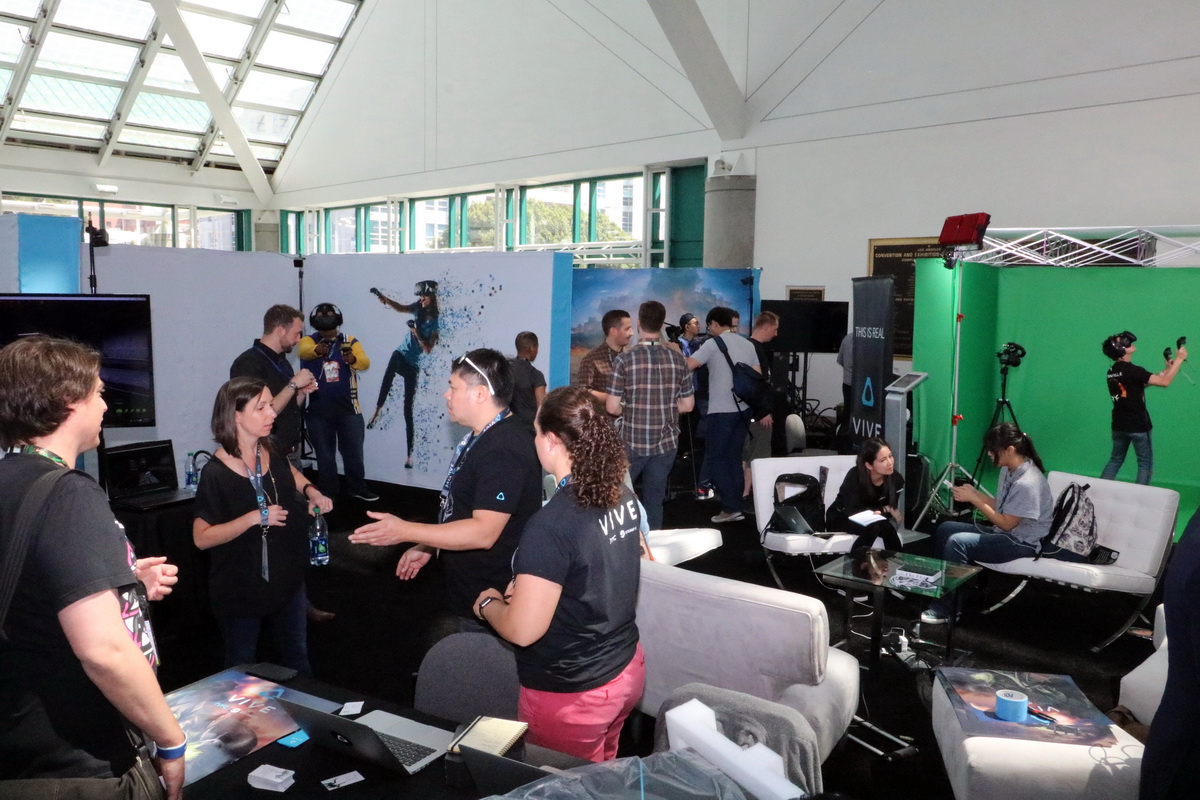 【E3 16】HTC 透露支援 Vive 作品超過 240 款 今年底起大型與多人 VR 遊戲可望陸續問世 - 巴哈姆特