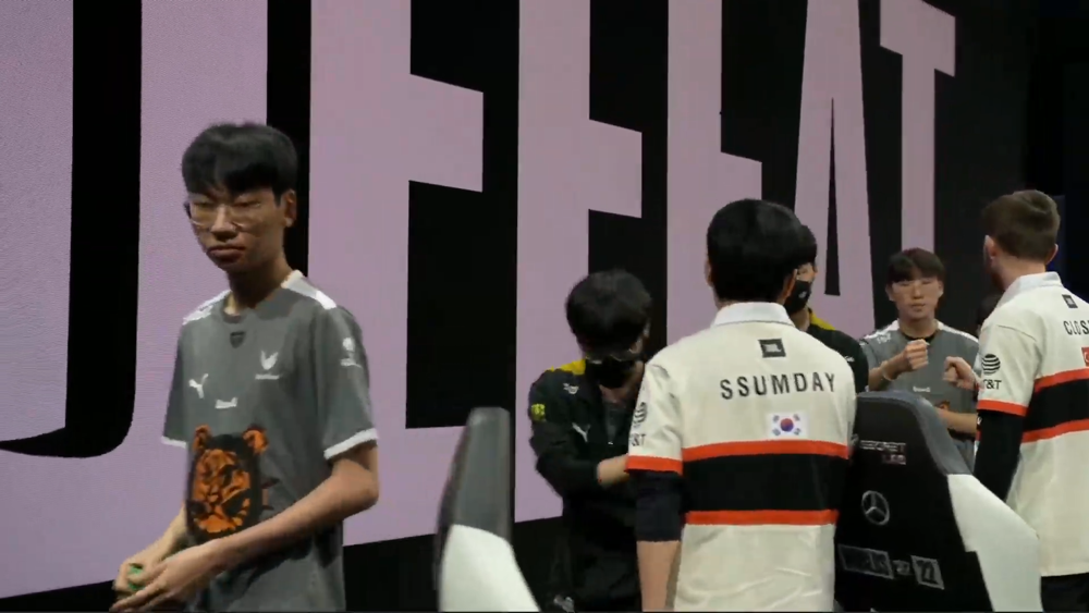 《英雄聯盟》世界大賽 A 組死亡之組 FNC、T1、EDG 戰況膠著 LCK 洗刷昨日恥辱、今日全勝《League of Legends》 - 巴哈姆特