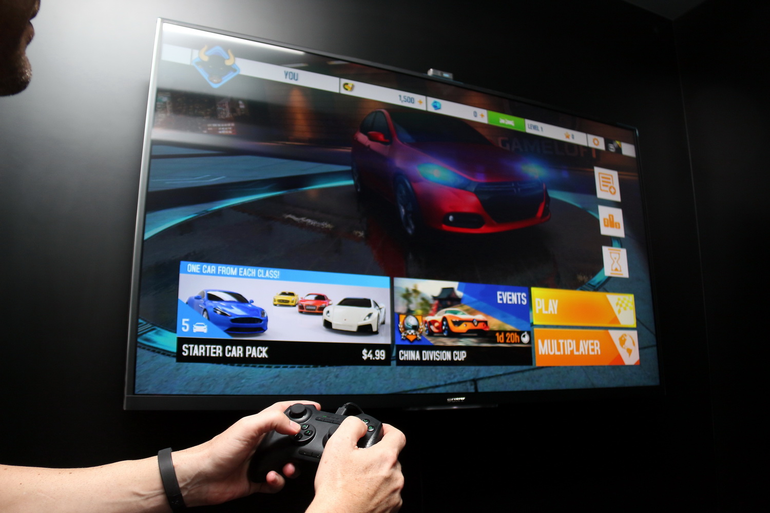 Razer 全球首家旗艦店在台開幕 展出眾多旗下遊戲系統、周邊等產品供玩家盡情體驗 - 巴哈姆特